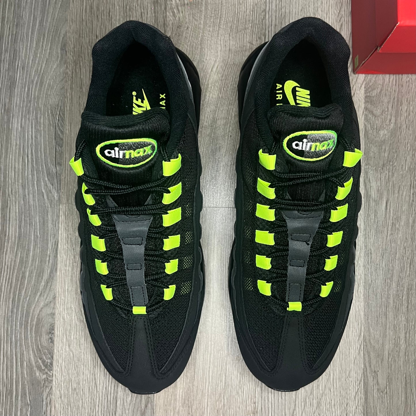 Nike Air Max 95 Reverse Neon – RESTOCK3D